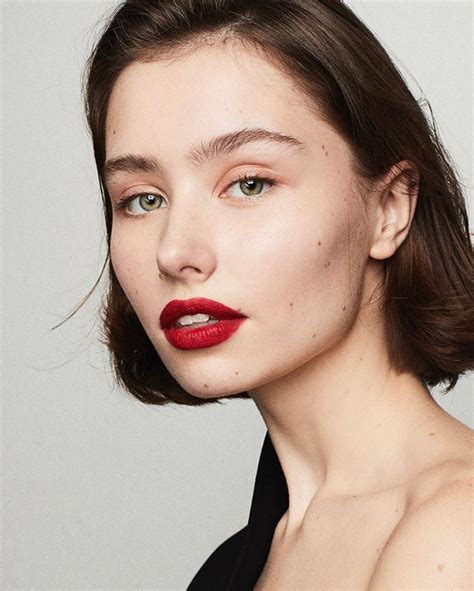 Alice Redlips Telegraph
