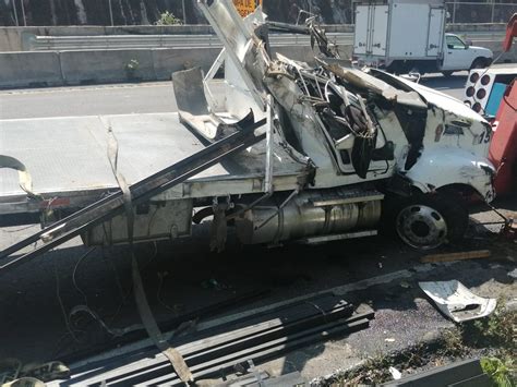 VIDEO Accidente en la México Toluca reportan un fallecido La