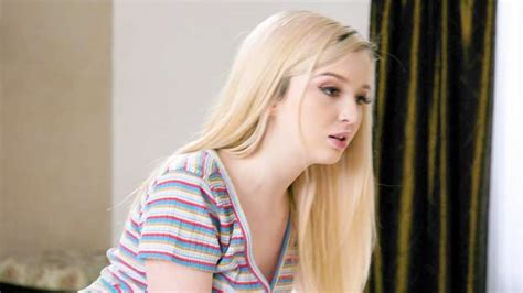 Dreier In Massagekabine Mit Katrina Jade Sarah Vandella Und Mackenzie Moss Telegraph