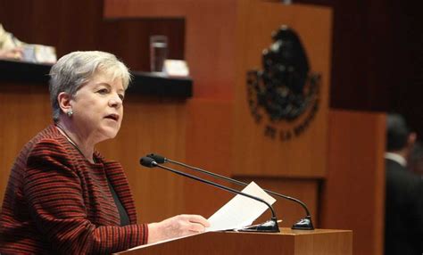 Buscan en Senado que canciller Alicia Bárcena explique apoyo para