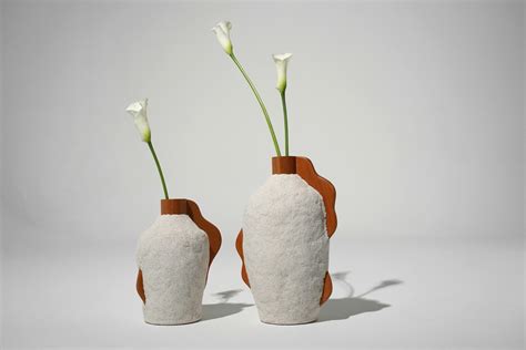 Designers transformam casca de ovo em peças artesanais e móveis Um só