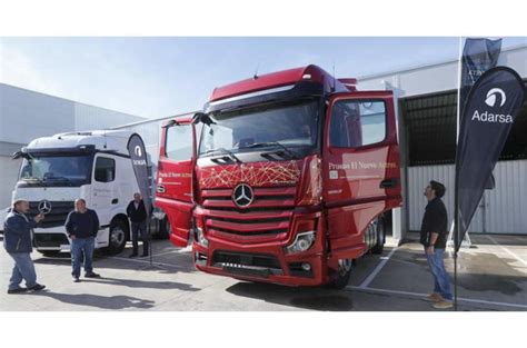 AUTOMOCIÓN El nuevo Actros se corona en León como rey de la carretera
