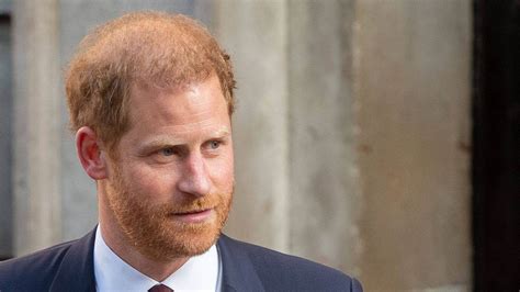 Prinz Harry Kein Interesse Er lässt seinen Vater hängen InTouch
