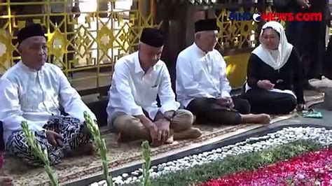 Ziarah Ke Makam Gus Dur Dan KH Hasyim Asy Ari Ganjar Pranowo Beliau