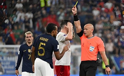 Mundial 2022 Quién es el polémico arbitro que dirigirá Argentina