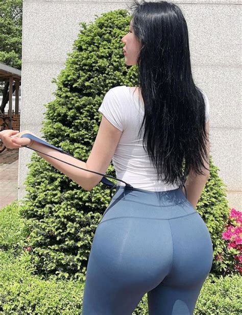 大奶反差健身婊 on Twitter 给姐姐点赞的j增加5厘米姐姐给你摸大屁股