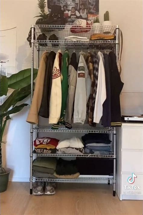 15 Dorm Room Ideas For Guys They Can Easily Recreate Its Claudia G