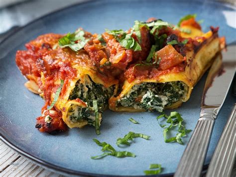 Cannelloni med spinat og ricotta opskrift på den lækre italienske ret