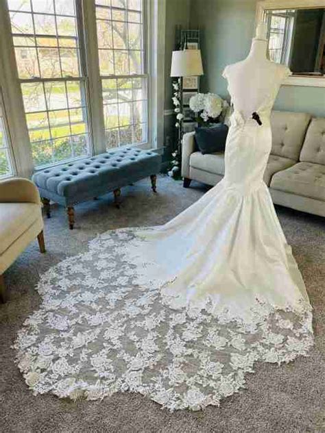 Mermaid Wedding Dress With Chantilly Lace Sexy Mermaid Wedding Dress