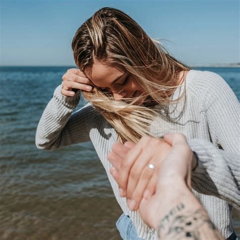 Darmowy obraz Ładna dziewczyna Kobieta wody morze ocean morza