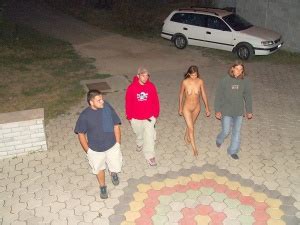 Naked Girls In Public Places Outdoor Exhibitionism Page