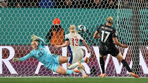 Nova Zelândia vence Noruega no primeiro jogo da Copa do Mundo Feminina