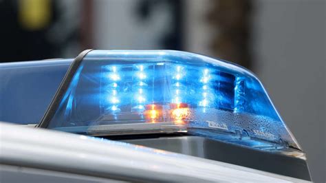 Mehrere Fahrzeuge in Unfall verwickelt 51 Jährige verletzt