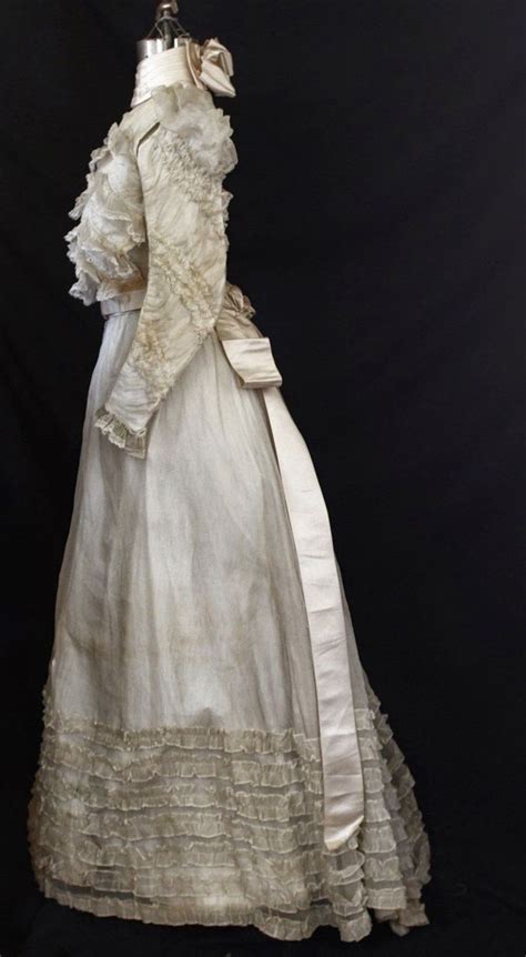 Late S White Dress Exquisite Gowns Pretty Dresses Muslin Dress