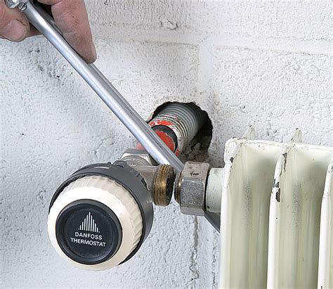 Démonter un radiateur DIY Family