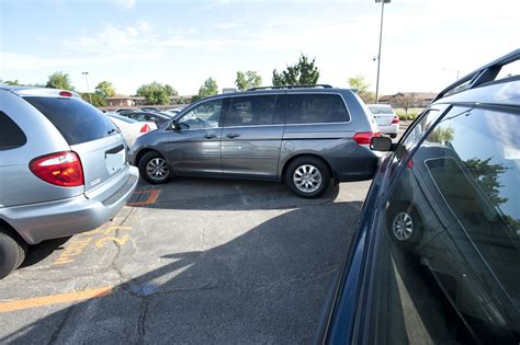 Who Is At Fault For A Parking Lot Car Accident In Texas Genthe Law