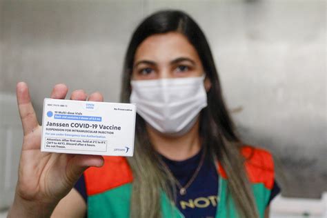 Ceará recebe mais 270 9 mil doses de vacinas contra Covid incluindo o