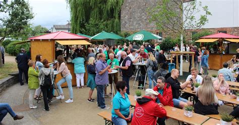 Rechtenbacher Feiern Ihr Drittes Weinfest