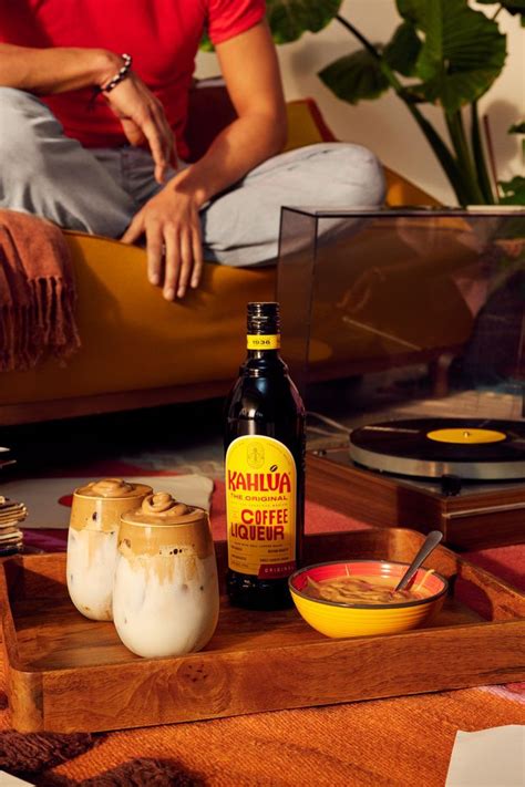 How to make Kahlúa Dalgona Coffee a whipped coffee cocktail in 2024