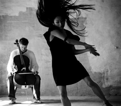 La Tenue De Danse Moderne En Photos