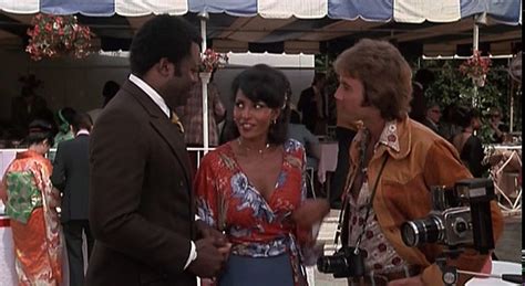 Kristen Lopez On Twitter 32 FRIDAY FOSTER 1975 How Was There Not