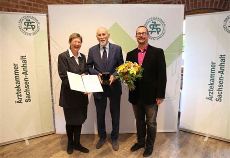 Dr Jürgen Metzner erhält Ehrenzeichen der Ärztekammer Ärztekammer