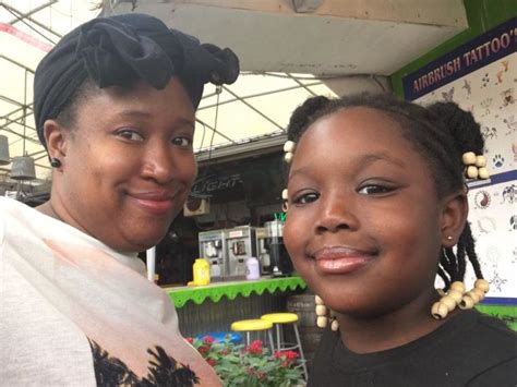 Mom Teaches Daughter To Suck