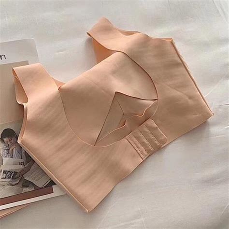 Womens Comfort No Show Bra For Large Breasts Uplifting Front Closure