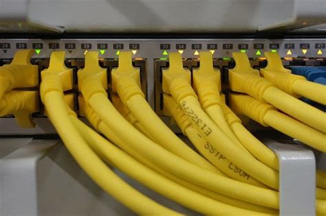 Configuraci N B Sica Del Switch En Cisco Packet Tracker Packet Tracer