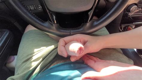 Afiação Lenta Punheta No Carro Público Gozada Redtube