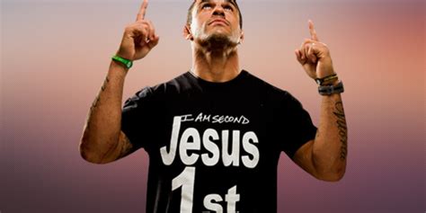 Recebi o toque de Jesus diz Vitor Belfort em meio à dor pelo