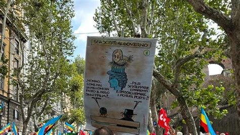 Cgil A Roma La Manifestazione Per I Diritti Landini Siamo La Piazza
