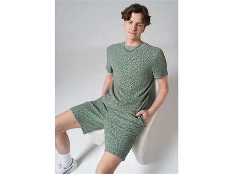 LIVERGY Herren Frottee Shorts leger geschnitten grün