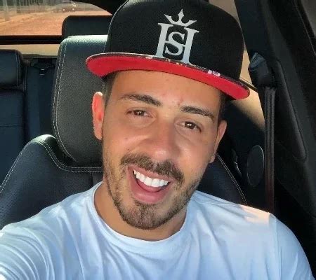 Carlinhos Maia Choca A Internet Ao Mostrar Dentes Sem Lente De Contato