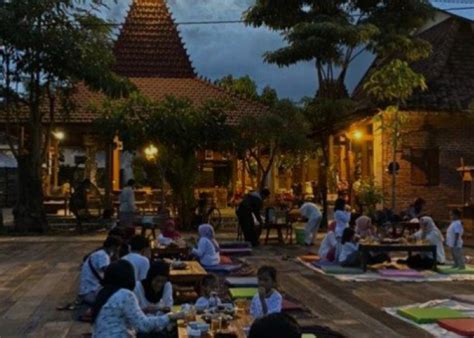 7 Rekomendasi Tempat Ngabuburit Di Magelang Yang Lagi Hits 2024