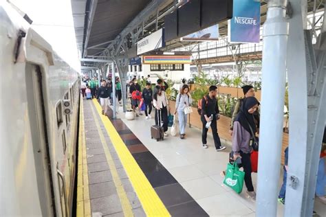 Inilah Angka Penjualan Tiket Kereta Api Saat Libur Panjang Idul Adha