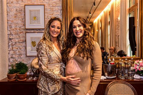 Foto Claudia Raia Ganha Carinho Na Barriga De Ticiane Pinheiro Aos 5