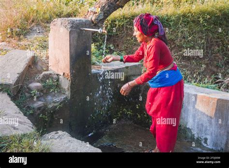Beautiful Indian Woman Washing Face Hi Res Stock Photography And Images