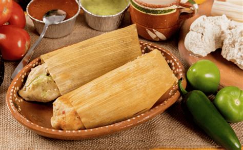 Tamales De Rajas Con Queso Y Salsa Verde Receta Original