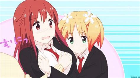 Pin By Wafuwafu On Sakura Trick Anime Kiss Sakura Yuri Anime