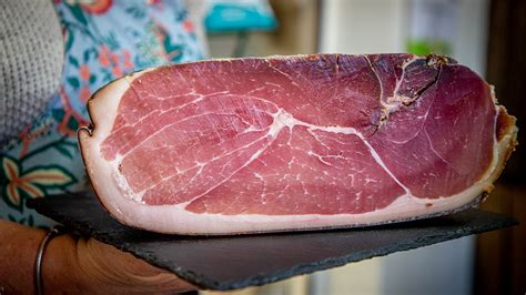 Le Jambon De Luxeuil Sp Cialit Locale Luxeuil Les Bains