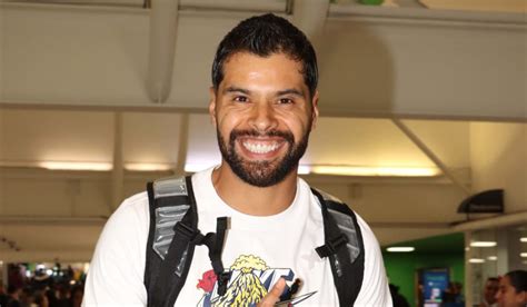 Se va del América Néstor Araujo confirma interés del AEK Atenas en