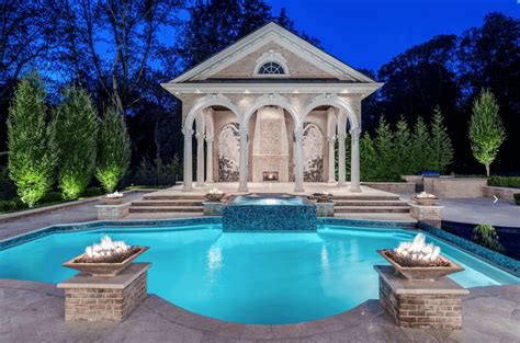 Le Chateau De Lumiere A Grand Mansion In Great Falls Virginia