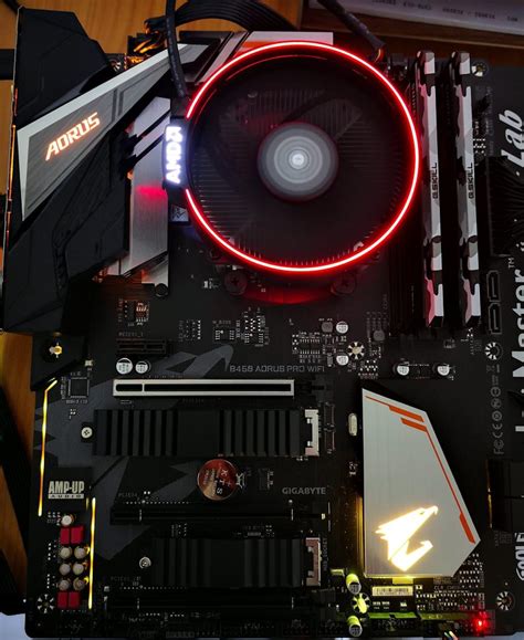 マルチディ GIGABYTE B450 I AORUS PRO WIFI Mini ITXの通販 by xx25 s shopラクマ スプレイ