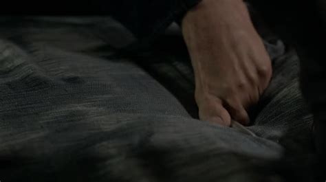 Male Celeb Screencaps Antony Starr Bare Feet Screencaps In Banshee S01E07
