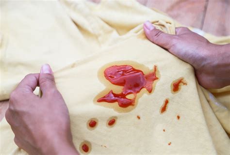 Total 62 imagem como tirar mancha de ketchup de calça jeans br