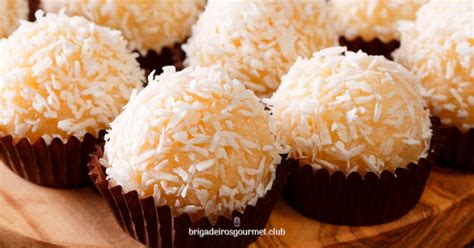 Receita De Brigadeiro Gourmet De Coco Brigadeiro Gourmet