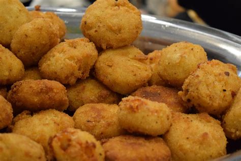 Esse Bolinho De Batata Carne Mo Da Muito Gostinho E F Cil De Fazer