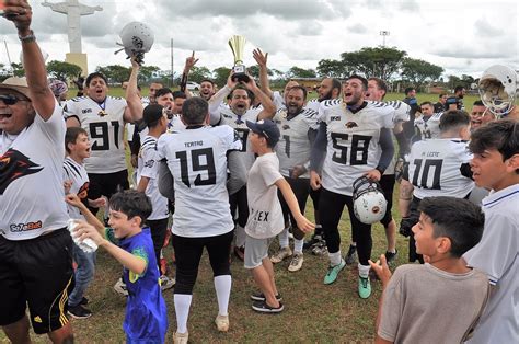 Avaré Lions vence campeonato regional de futebol americano Prefeitura
