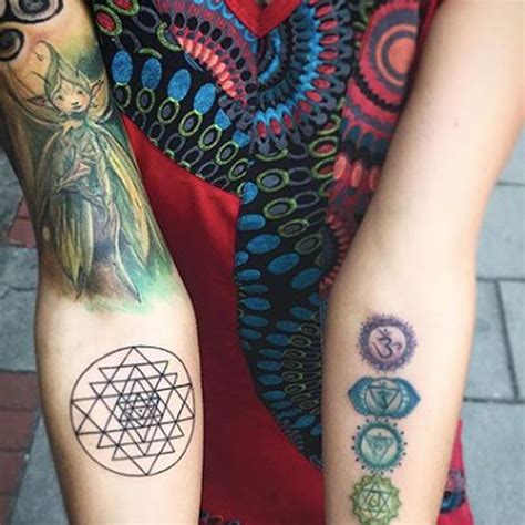 Aggregate More Than 69 Paris Jackson Chakra Tattoo Super Hot In Coedo